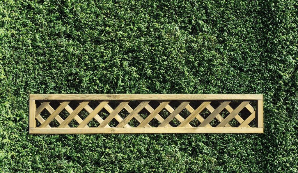 6x1 Diamond Lattice Trellis (Green - HDL7) - Chase Timber Products